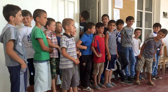 Fußball für Kinder und Jugendliche zur Integrationsförderung im Pankisi ...